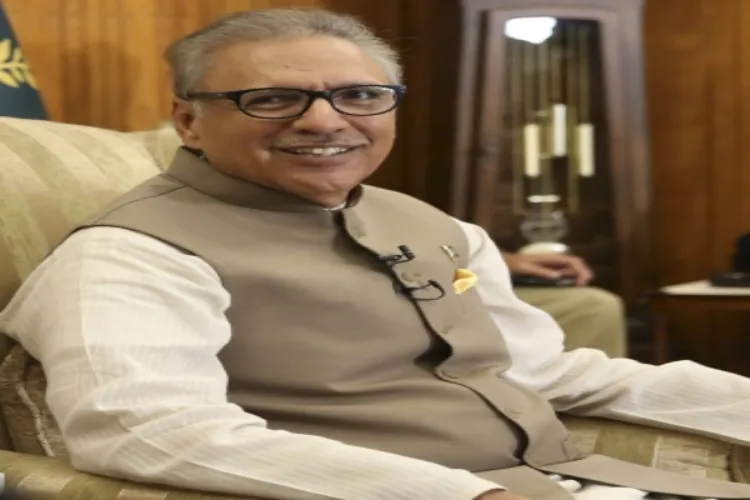 Pak President Alvi holds hours-long meeting with Imran Khan