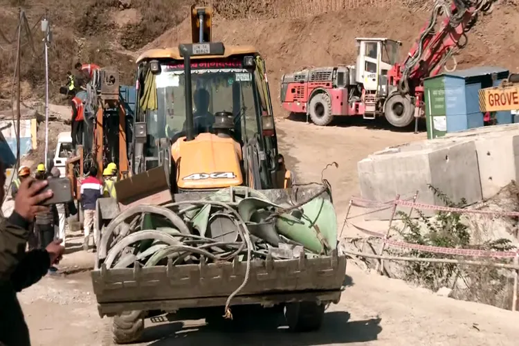 Uttarkashi tunnel rescue: New rod cutter machine brought to speed up ...