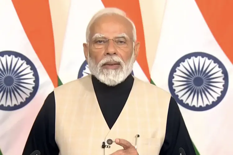 PM Modi meets top ministers to discuss strategy in Parliament