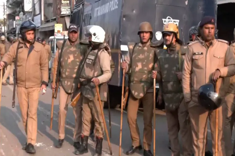 Haldwani violence: Police use CCTV footage to identify rioters, stone ...