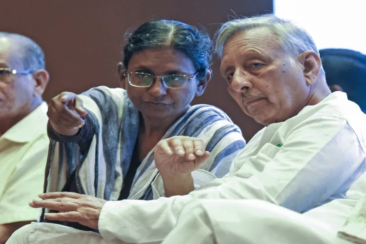 Mani Shankar Aiyar calls Pakistani people "biggest asset of India"