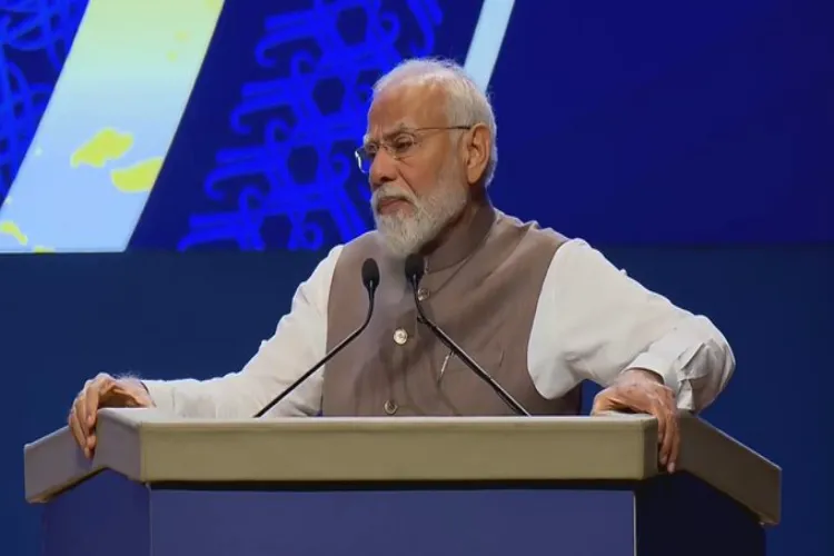 India must become financially self-reliant in 10 years: PM Modi