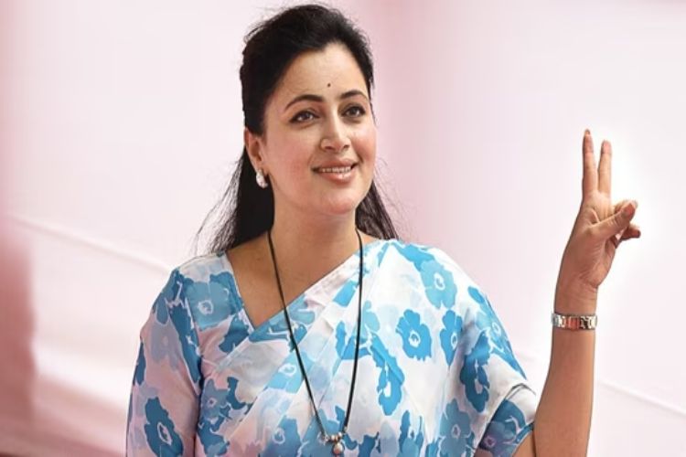 BJP leader Navneet Rana booked over controversial remark