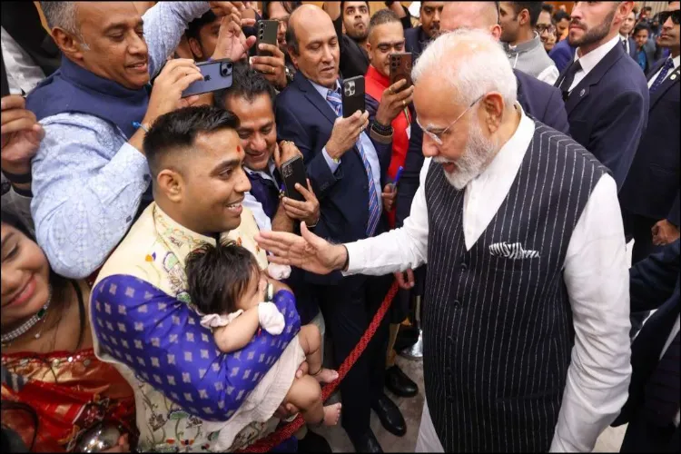 PM Modi receives enthusiastic welcome from members of Indian diaspora