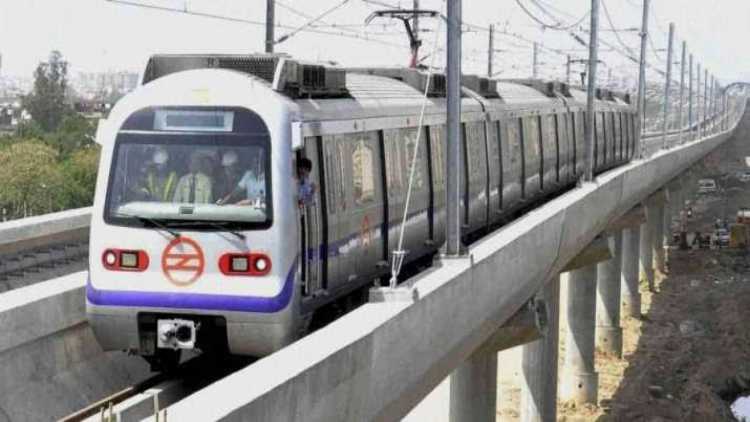 DMRC issues new travel rules amid Covid-19 surge